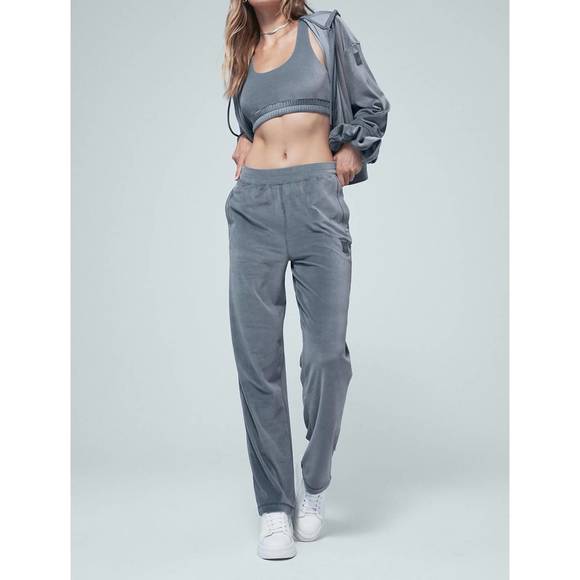 ALO Yoga | Pants & Jumpsuits | New Alo Yoga Velour Highwaist Glimmer ...